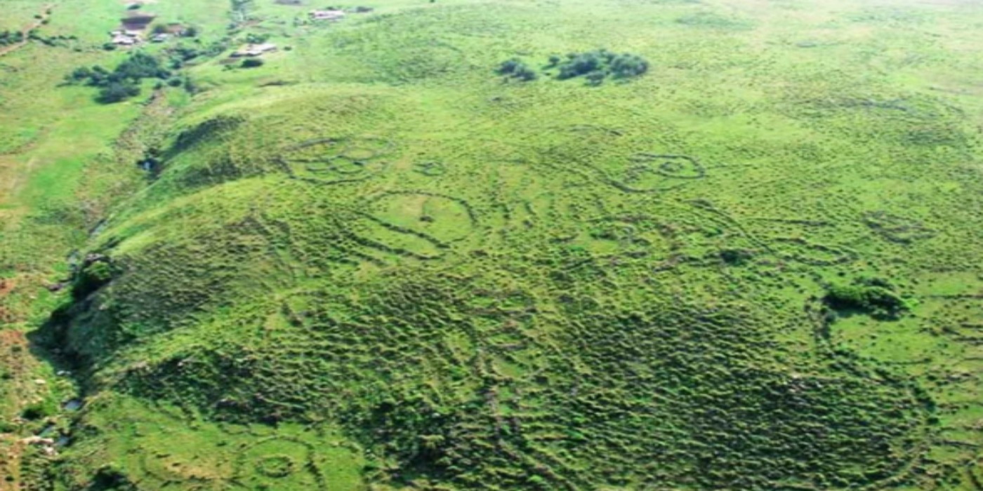 Découverte d'une ville Anunnaki vieille de 200 mille ans, en Afrique ...